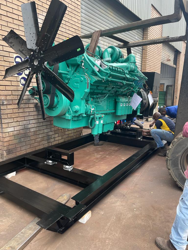Generator Mega Global